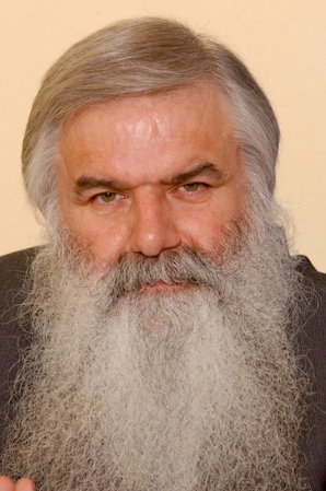 Eric Goens serveert authentieke gesprekken in Bar Goens, live bij VTM ...