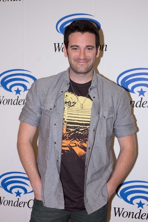 Bio Colin Donnell | Showbizzsite