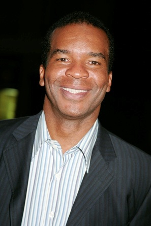 Verloofde van Wout Bru: “Was ik een van zijn avontuurtjes?” | Showbizzsite