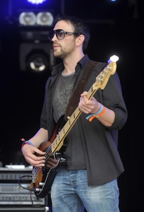 Bio Dodgy | Showbizzsite