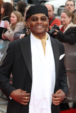 Bio George Lewis | Showbizzsite