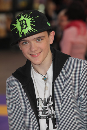 Bio George Sampson | Showbizzsite