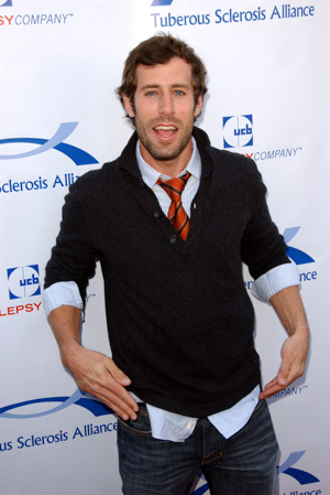 Bio Josh Cooke | Showbizzsite