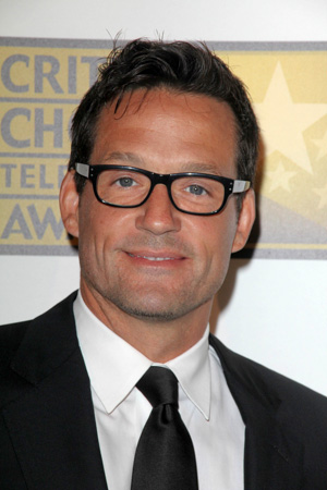 Josh Hopkins Biography