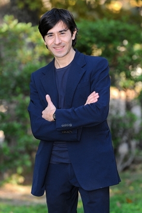 Bio Luigi Lo Cascio | Showbizzsite