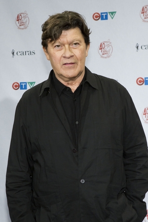 Bio Robbie Robertson | Showbizzsite