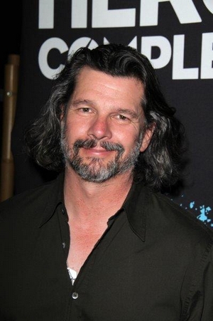 Bio Ronald D. Moore | Showbizzsite