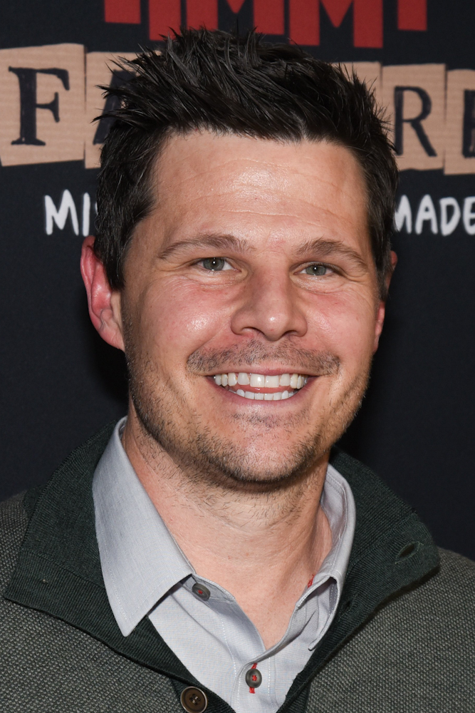 Bio Ian Reed Kesler | Showbizzsite