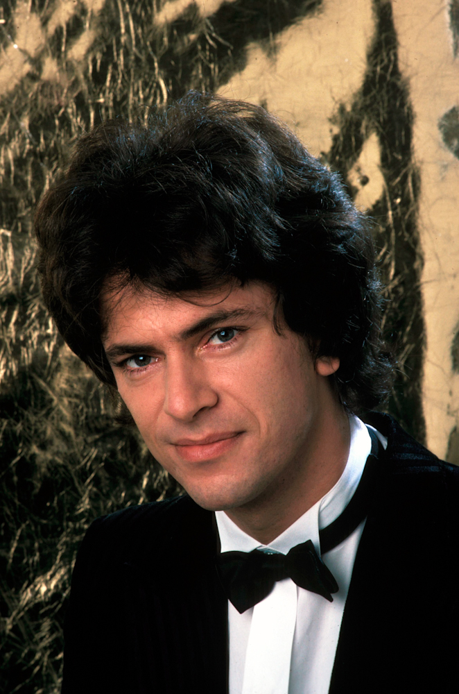 Bio Richard Sanderson | Showbizzsite