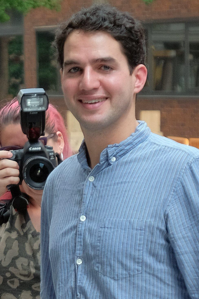 Bio Benny Safdie | Showbizzsite