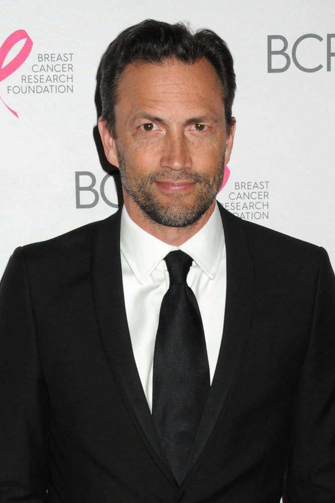 Bio Andrew Shue | Showbizzsite