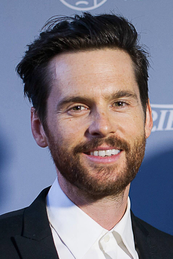 Bio Tom Riley | Showbizzsite