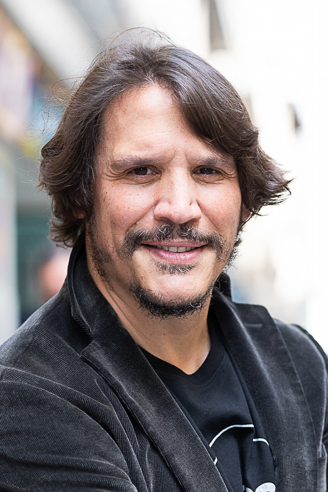 Bio Sergio Peris-Mencheta | Showbizzsite