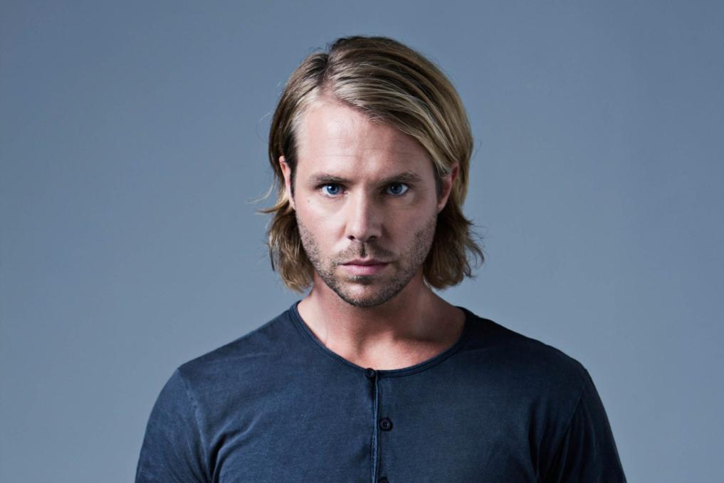 Thijs Römer beschuldigd van grensoverschrijdend gedrag | Showbizzsite