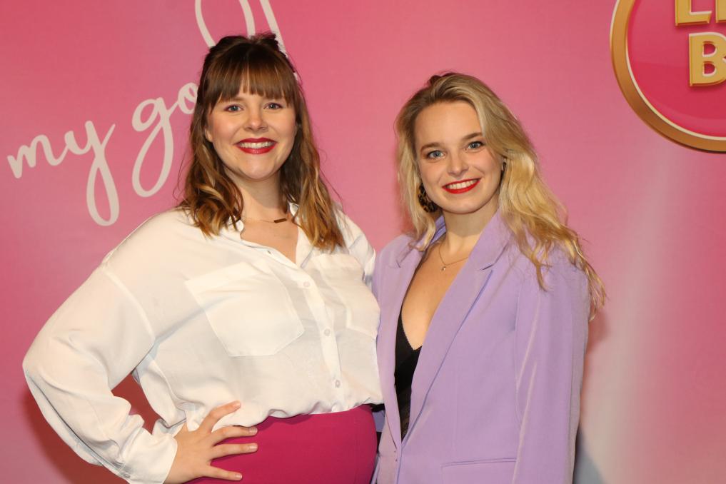 Lotte Stevens: “Ik vind hem erg sexy” | Showbizzsite