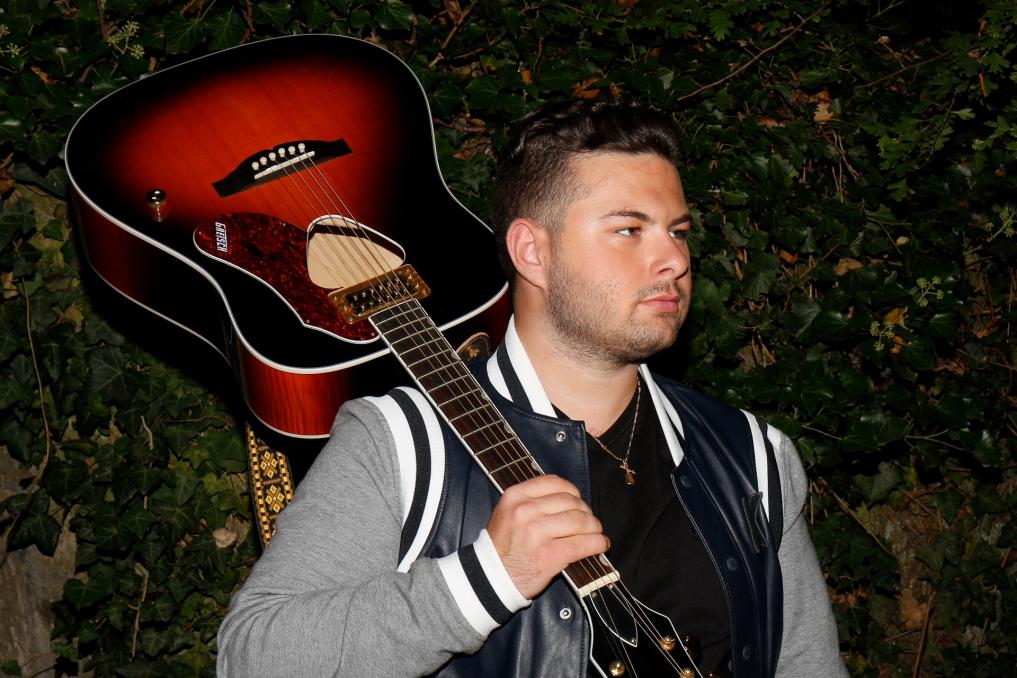 Gill Baley brengt nieuwe single Moonshine uit | Showbizzsite