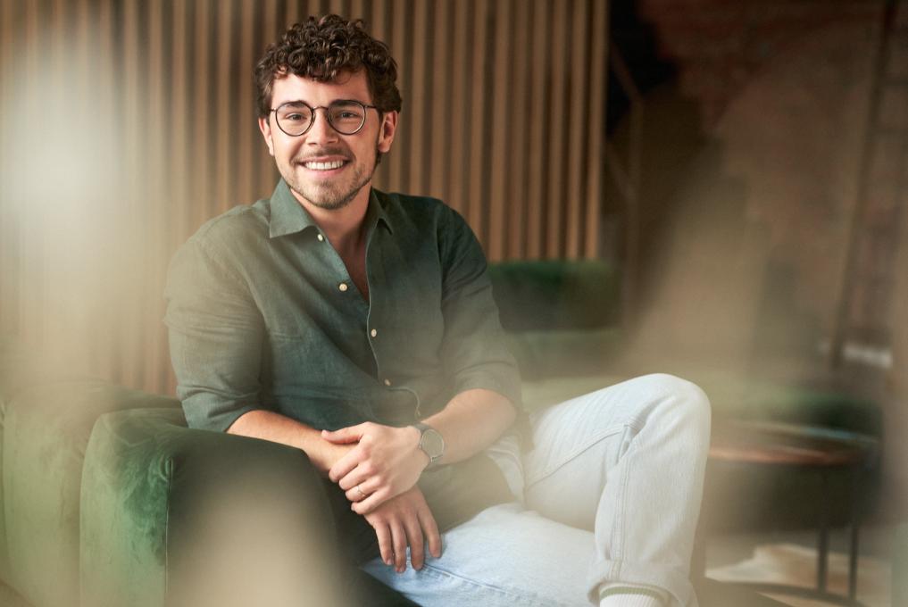 Brecht ziet zwaar af in Blind Getrouwd | Showbizzsite