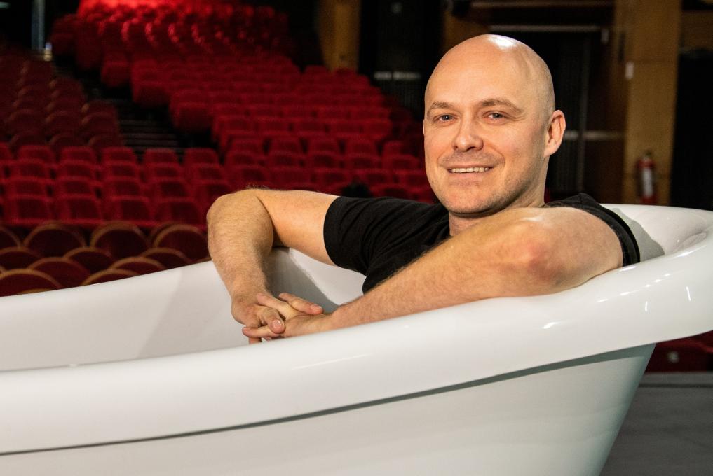 Philippe Geubels komt met nagelnieuwe show naar de theaters | Showbizzsite