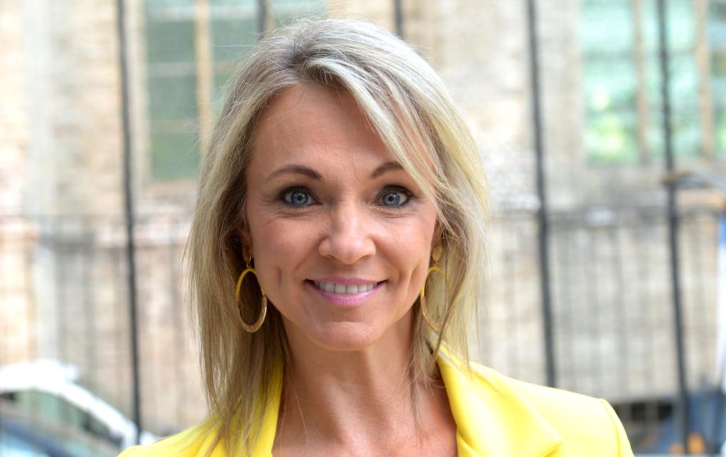 Laura Lynn verovert ons hart met nieuwe single 'Zo is het leven ...