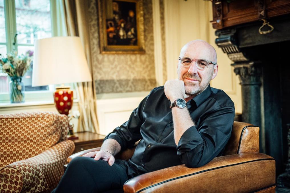 Eric Goens brengt bekende spilfiguren van 2024 samen in ‘Het Conclaaf ...